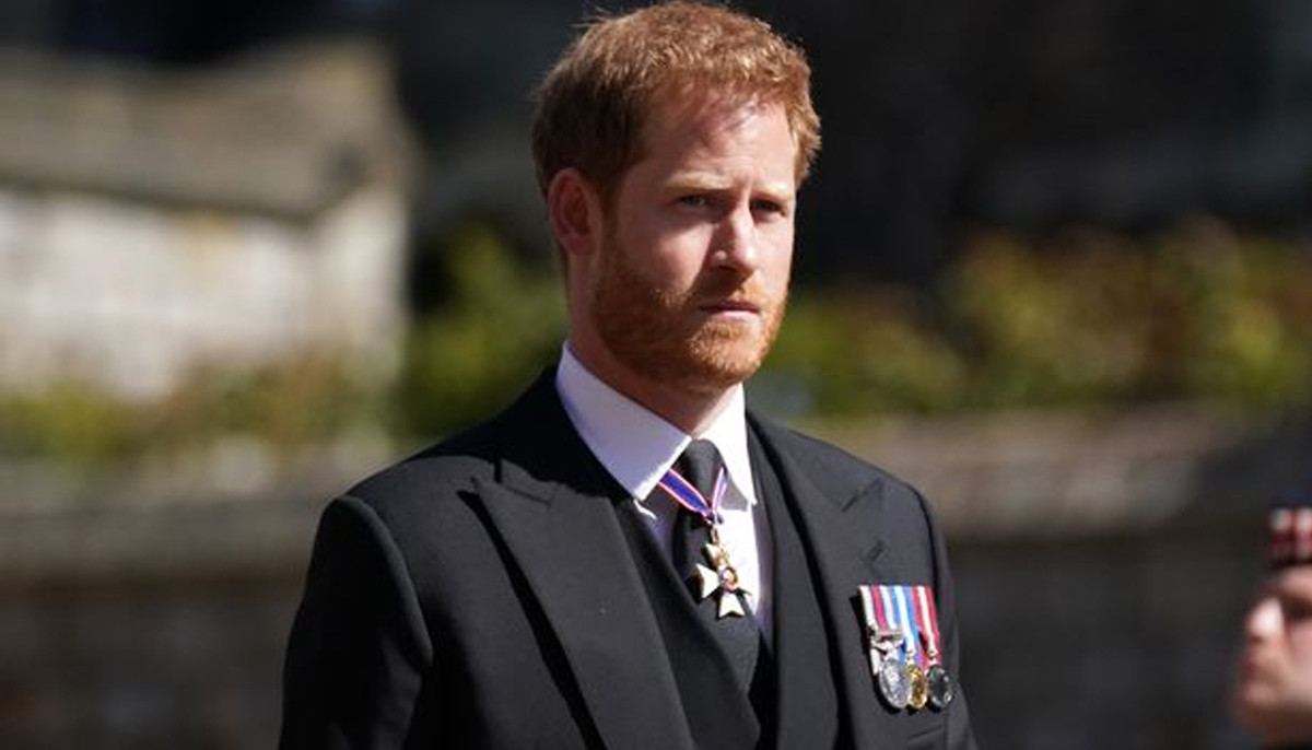 Prince Harry's pals don't want him to relive 'haunting childhood' for ...