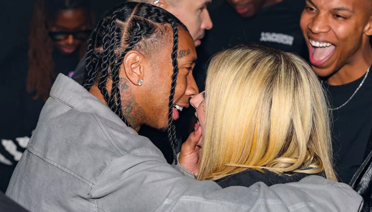 Avril Lavigne, TYGA confirm 'casual' romance with smooch on lips: See