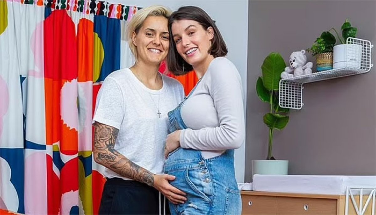 Isabella Carlstrom confirms split with Moana Hope