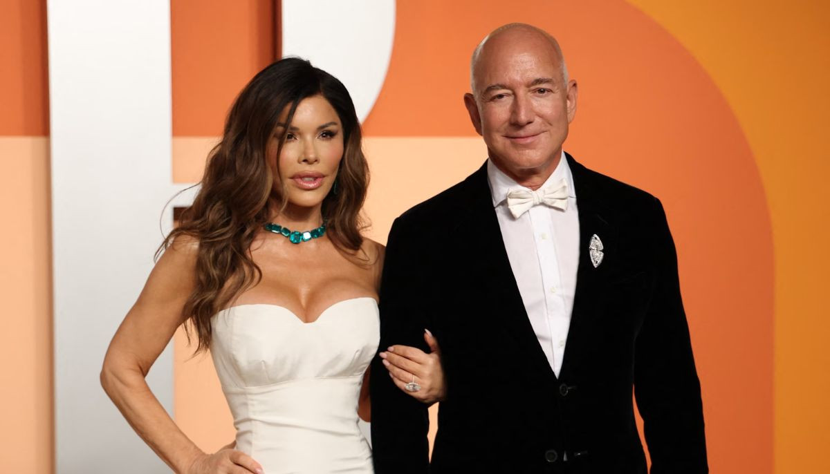 Jeff Bezos' luxury wedding gift to wife revealed