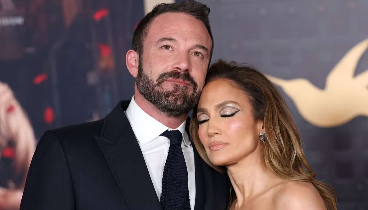 Jennifer Lopez stuns on stage with bold move amid Ben Affleck drama