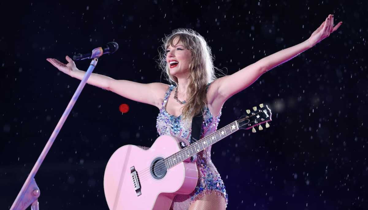 Taylor Swift's influence on music industry shines around Christmas