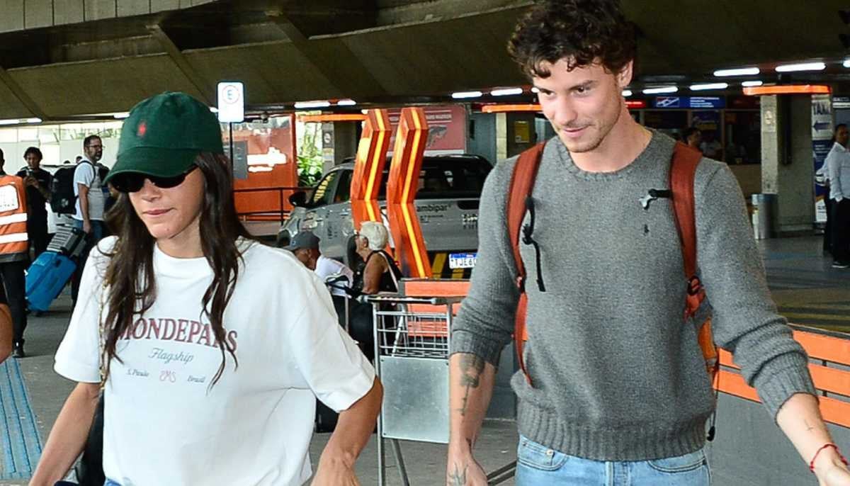 Shawn Mendes heats up ‘romance’ with PDA-filled outing