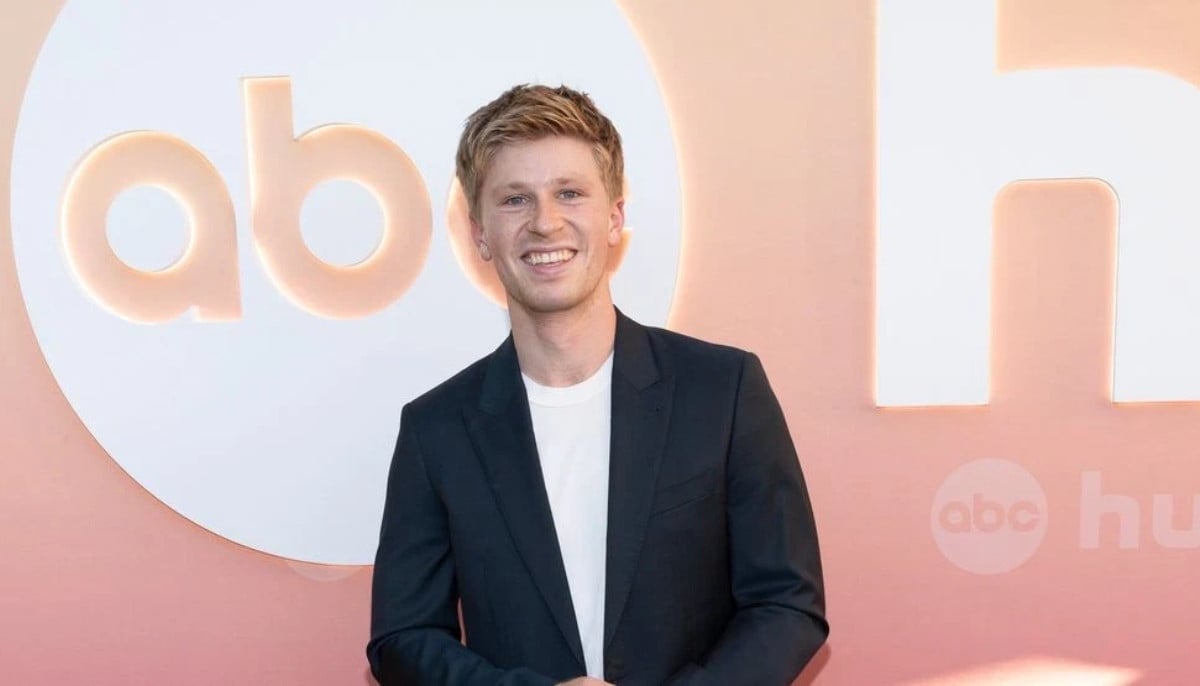 ‘DWTS’ Robert Irwin addresses relationship status following big win