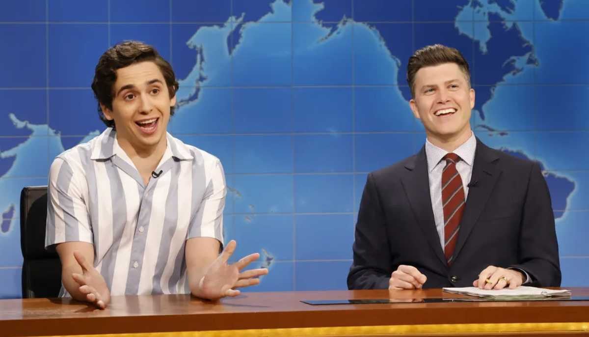 Marcello Hernandez teaches Colin Jost Gen-Z slang on ‘SNL’