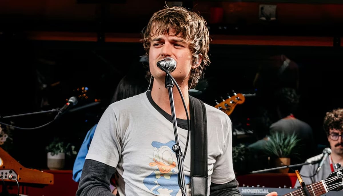 Joe Keery breaks silence on ‘End of Beginning’ success