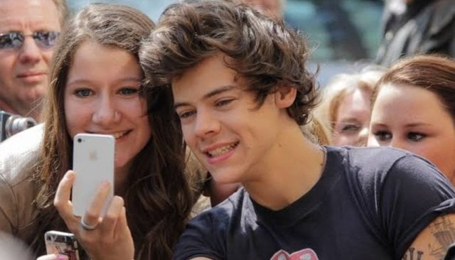 Harry Styles shocks fans as he pauses concert: Here's why