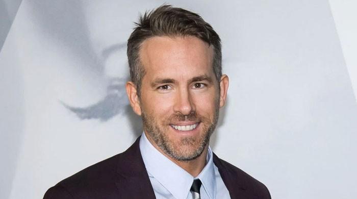 Ryan Reynolds has a very important reminder for American voters: 'Mask up!'