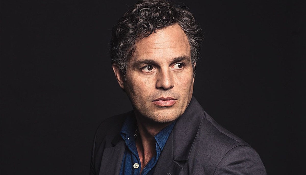 Mark Ruffalo calls Trump campaign 'desperate', asks fans to be tough