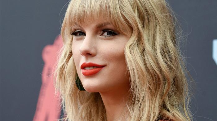 iHeart Radio Awards 2021: Taylor Swift says Folklore became 'emotional ...