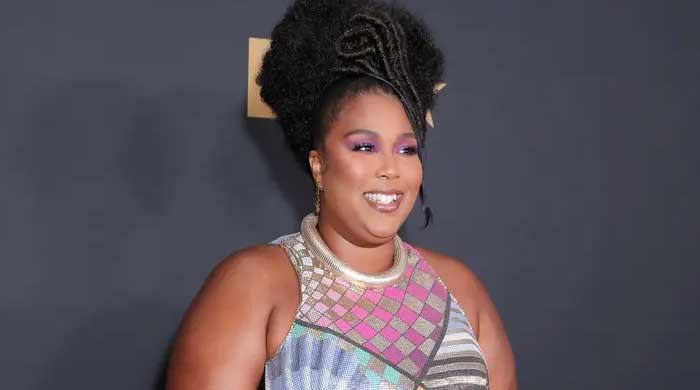 Lizzo sheds light on her 43.5 feet long braid care