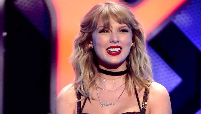 Taylor Swift turns 32 in style: Birthday photos inside