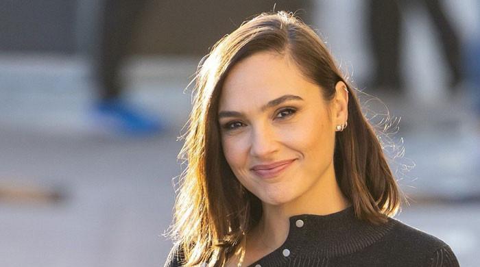 Gal Gadot plans to stay in bed, lounges around in pajamas - The Celeb Post