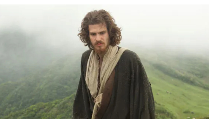 Find out how Andrew Garfield prepared for priest role in movie Silence
