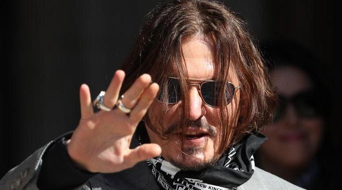 Johnny Depp To Make His Return On Us Big Stage Very Soon Reports