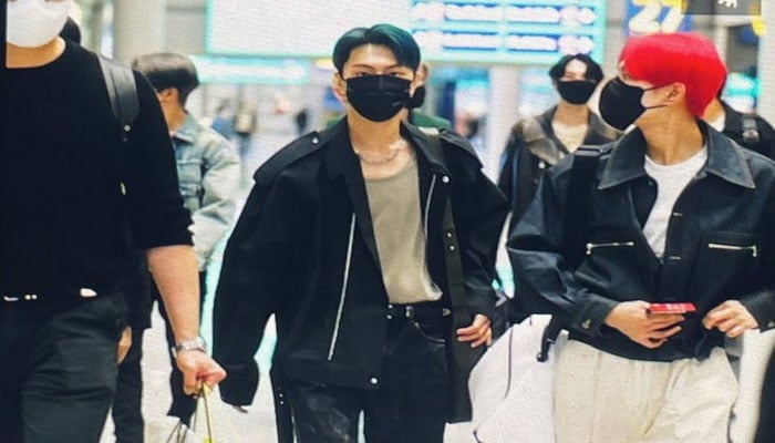 ENHYPEN's Sunoo rescued from fan mob by Manager Sejin