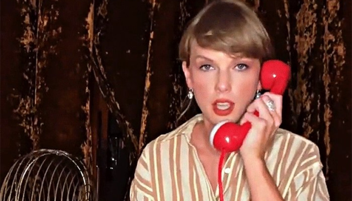 Read: Lyrics of Taylor Swift's Midnight album cover, Midnight Rain