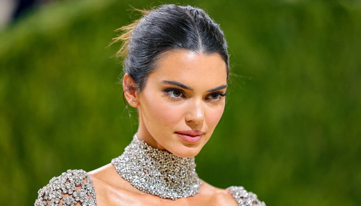 Kendall Jenner invites backlash over 'distasteful' Halloween costume