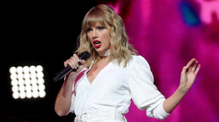 Taylor Swift reigns entire Top 10 on Billboard Hot 100 chart