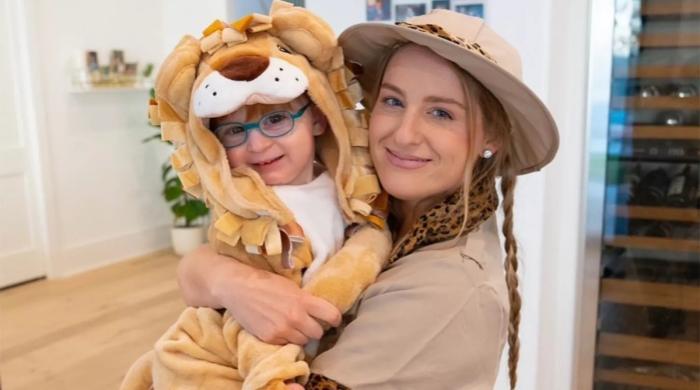 Meghan Trainor with son Riley dons lovely zookeeper outfit for ...