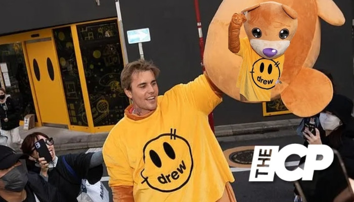 Justin Bieber surprised fans as he dresses as Drew House fluffy teddy ... Justin Bieber surprised fans as he dresses as Drew House fluffy teddy ...