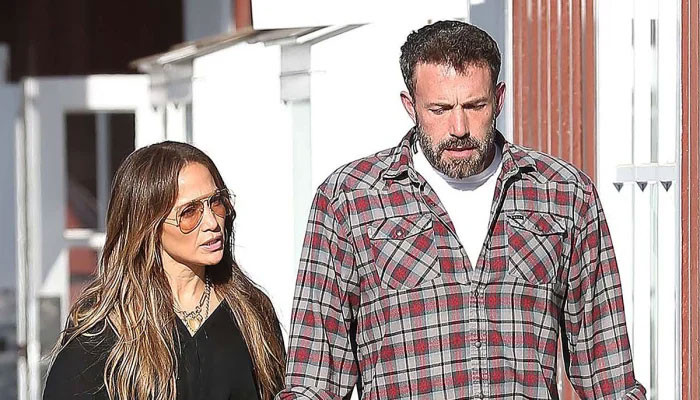 Jennifer Lopez, Ben Affleck caught arguing over alcohol, is Ben back on ...