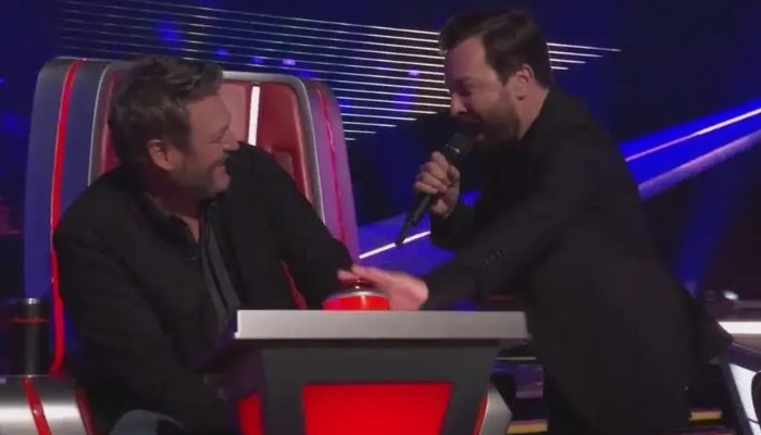 Jimmy Fallon visits The Voice, surprising his pals with 'amazing ...