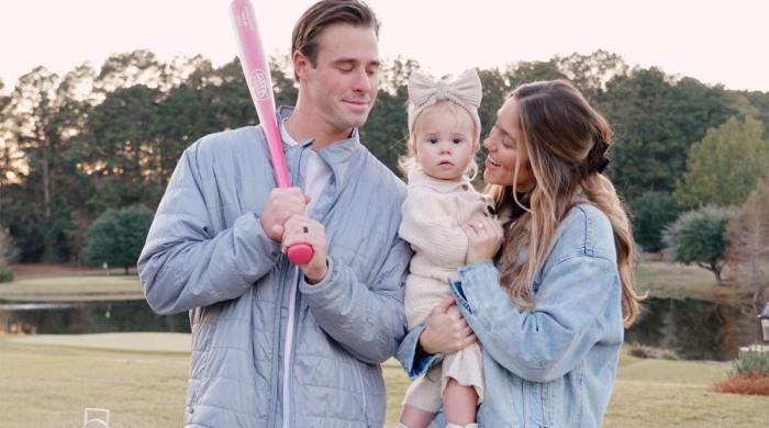 Sadie Robertson, Reality Star Reveals Name of Second Child and story ...
