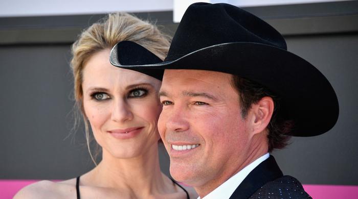 Clay Walker Expecting Baby No. 6, a Daughter with Wife Jessica