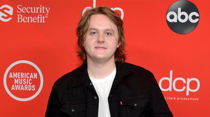 Lewis Capaldi gushes about 'lovely' new girlfriend: 'I'm happy happy'