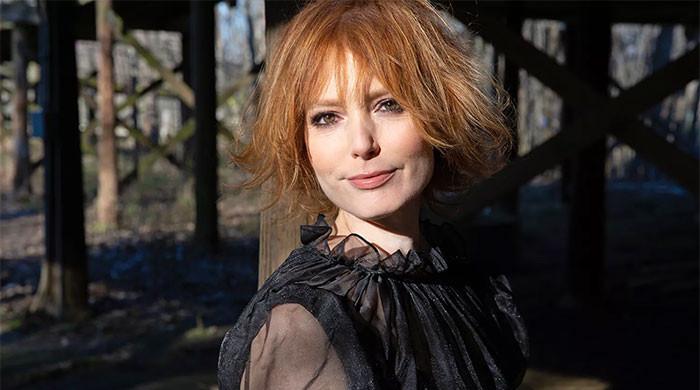 Alicia Witt Releases Empowering New Single 'Clever Mind'