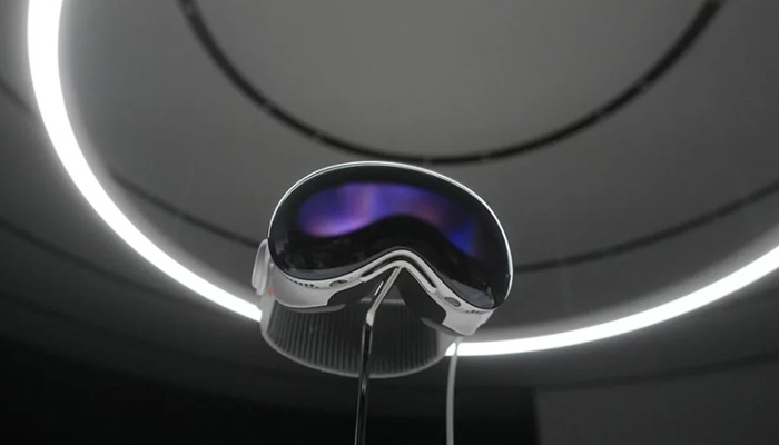 Apple Vision Pro headset to give surgeons 'superpowers' - The Celeb Post