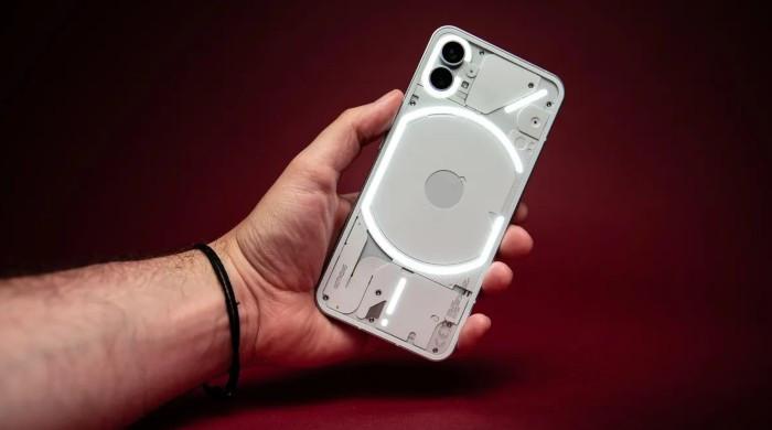 Nothing Phone 2’s back LED Glyph gets REDESIGNED!