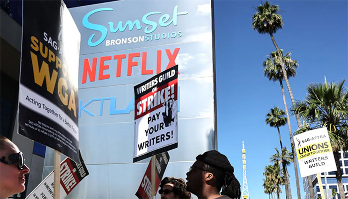 Universal Studios responds to Barham Boulevard tree pruning controversy