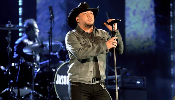 Jason Aldean Dismisses Cancel Culture As The Concert Crowd Yells