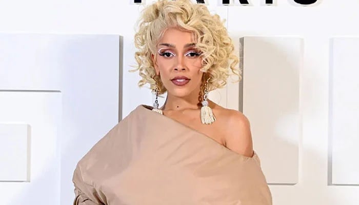 Doja Cat's fans resell concert tickets after singer puts fandom name on ...