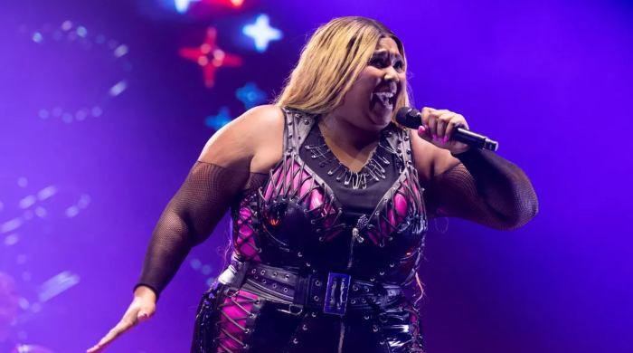 Lizzo allegedly ‘weight shames’ and sexually harasses dancers - The ...