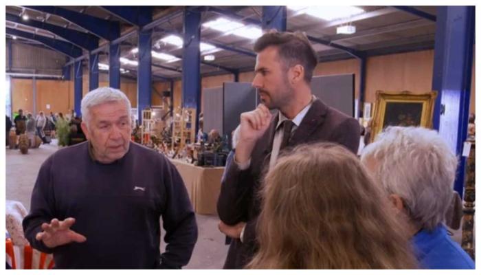 'Bargain Hunt' star Stuart Withers passes away at 51