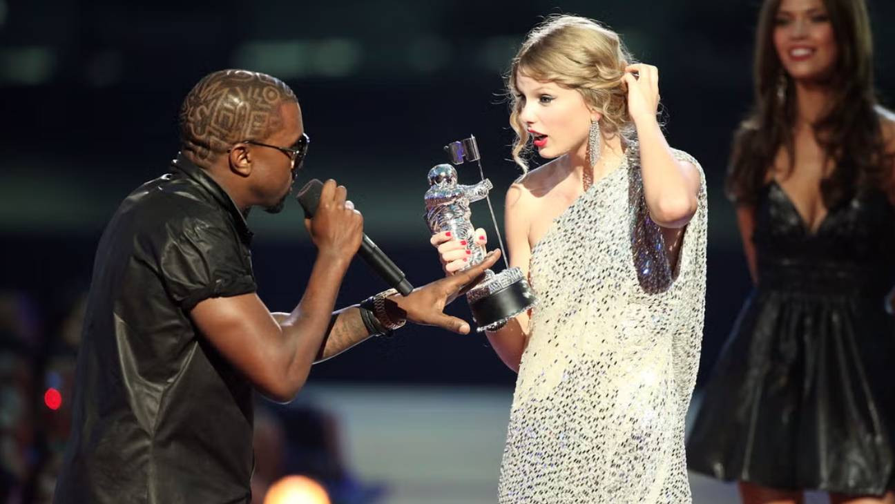 Kanye West turns guns on Taylor Swift