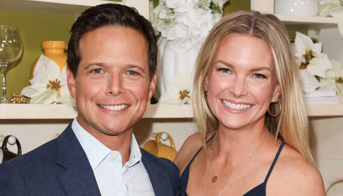 Kelley Wolf turning a new leaf amid messy divorce