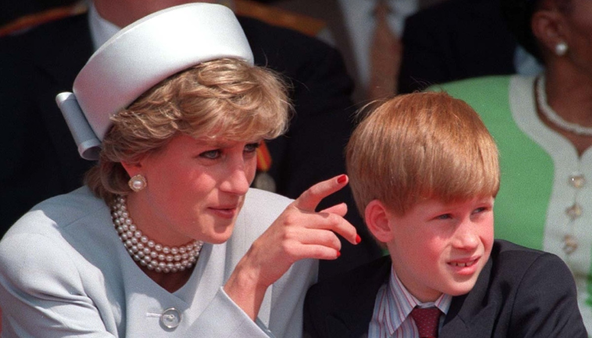 Prince Harry told only Princess Diana project can save his TV career