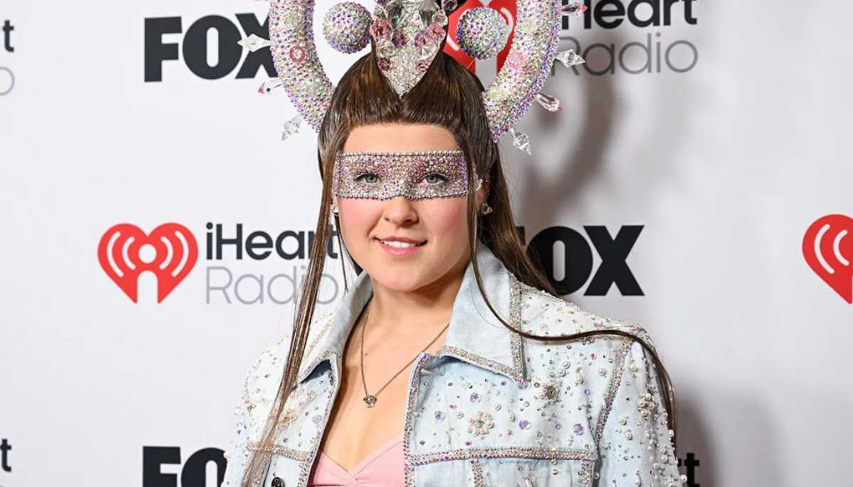 Jojo Siwa fan responds after being thrown out of concert